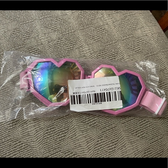 Accessories | Nwt Pink Heart Shaped Goggle Sunglasses Oversized ...